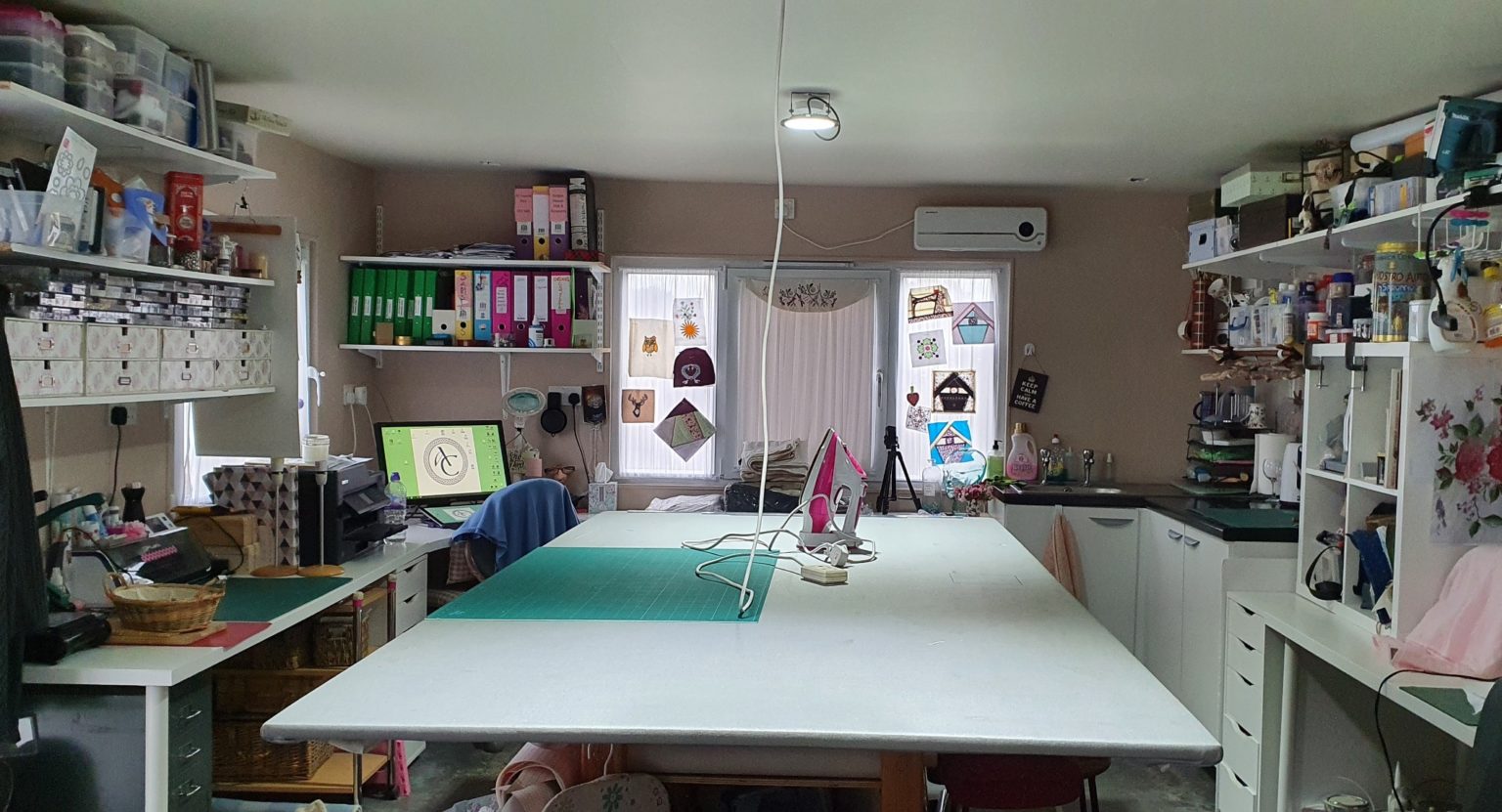 Unique handmade Scottish Gifts and Accessories | Harris Tweed | Tartan